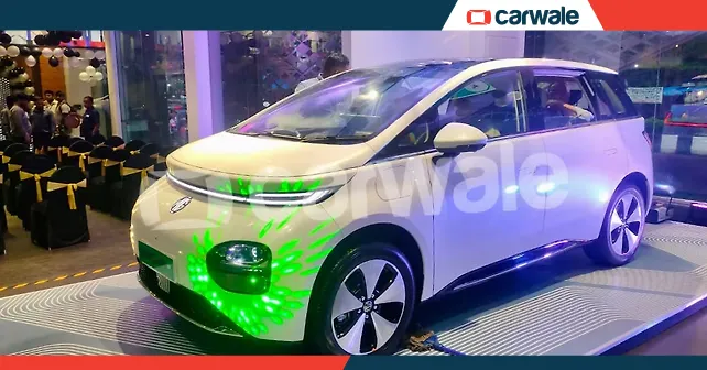 MG Windsor EV starts reaching showrooms - CarWale