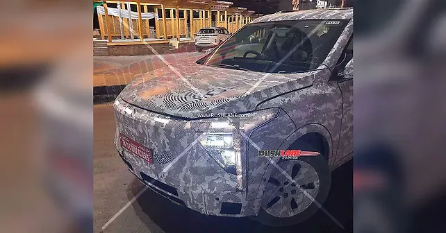 Mahindra XEV 7e Head Light And Tail Lights - CarWale