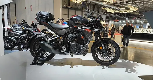 Hero Xtreme 250R showcased at EICMA 2024 - BikeWale