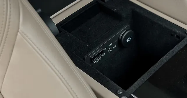 Jaguar XF Charging Ports - CarWale