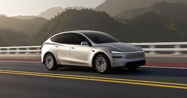 Model Y Right Rear Three Quarter Image, Model Y Photos in India - CarWale