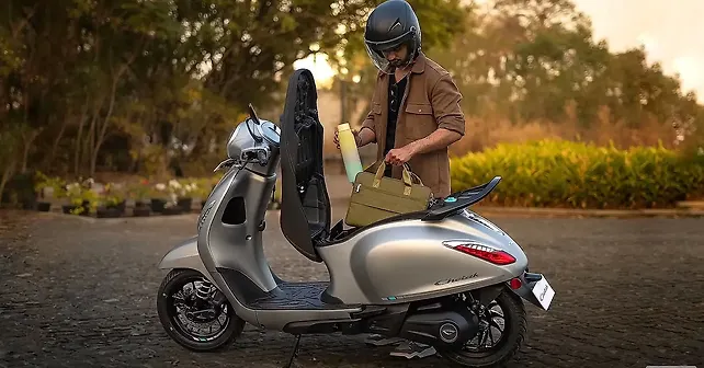 New Bajaj Chetak 3503 Launched in India at Rs. 1.10 Lakh - BikeWale