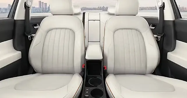 Hyundai Verna Seats - CarWale