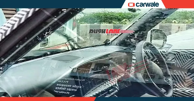 Hyundai Venue Facelift Spied: Curved Dual-cluster Setup Visible - CarWale