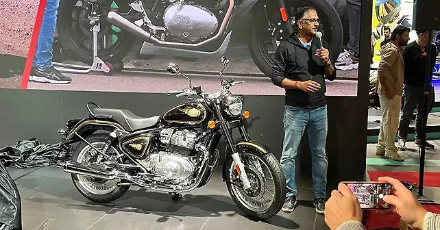 EICMA 2025: Royal Enfield Bullet 650 Unveiled - BikeWale