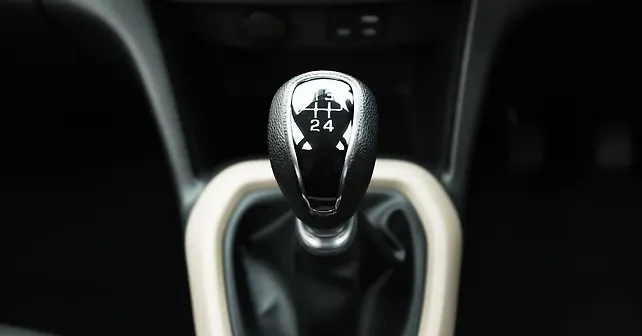 Hyundai Grand i10 Gear - CarWale