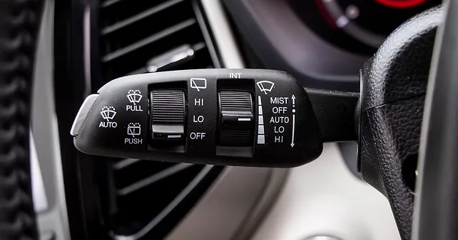 Mahindra XUV300 [2019-2024] Steering Wheel - CarWale