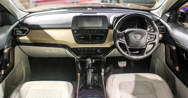 Tata Safari [2021-2023] Dashboard - CarWale