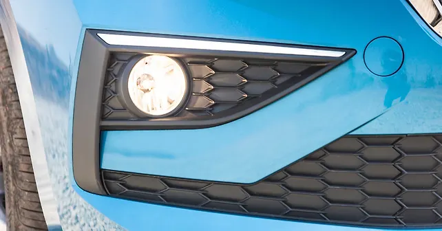 Skoda Slavia [2022-2023] Head Light And Tail Lights - CarWale