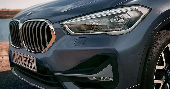 BMW X1 [2020-2023] Head Light And Tail Lights - CarWale