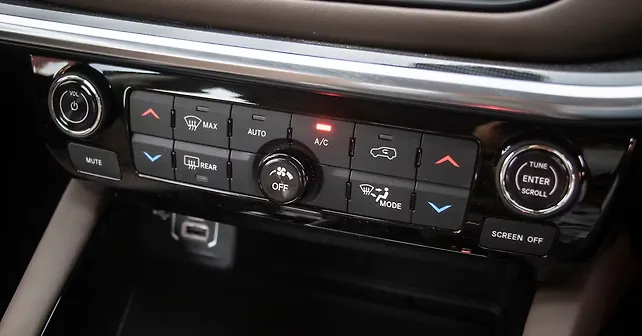 Jeep Meridian AC - CarWale