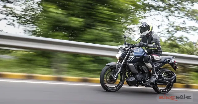 Yamaha YZF-R15, FZ and other models get a price hike - BikeWale