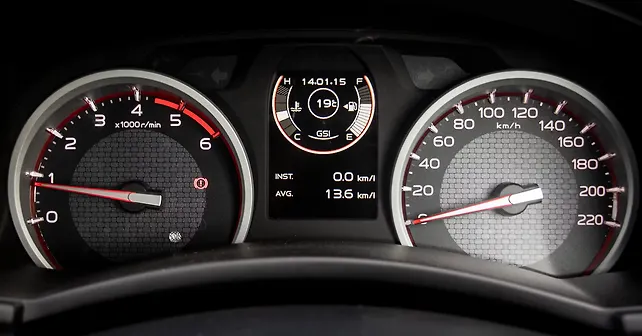 Isuzu D-Max [2021-2024] Instrument Cluster - CarWale