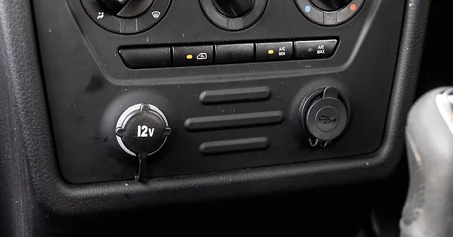 Force Motors Gurkha [2021-2024] Charging Ports - CarWale