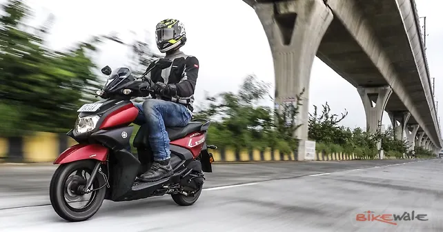 Yamaha Ray ZR 125: Review Image Gallery - BikeWale