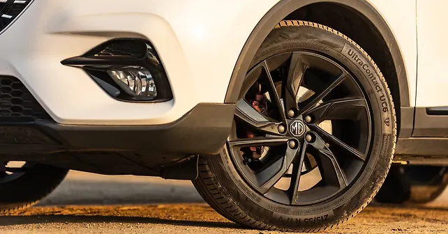 MG Astor Head Light And Tail Lights - CarWale