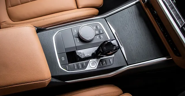 BMW 3 Series Gran Limousine [2021-2023] Storage - CarWale