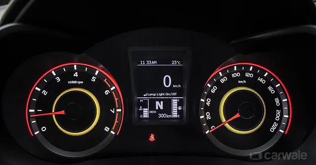Mahindra XUV300 [2019-2024] Instrument Cluster - CarWale