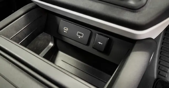 Land Rover Defender Charging Ports - CarWale