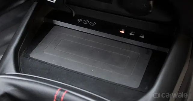 Hyundai Grand i10 Nios [2019-2023] Charging Ports - CarWale