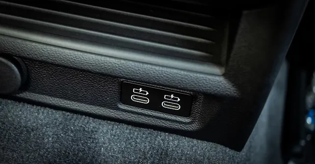 BMW 5 Series [2021-2024] Charging Ports - CarWale