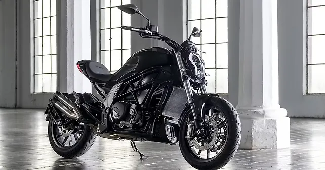 Benelli’s first cruiser to be revealed in India tomorrow - BikeWale
