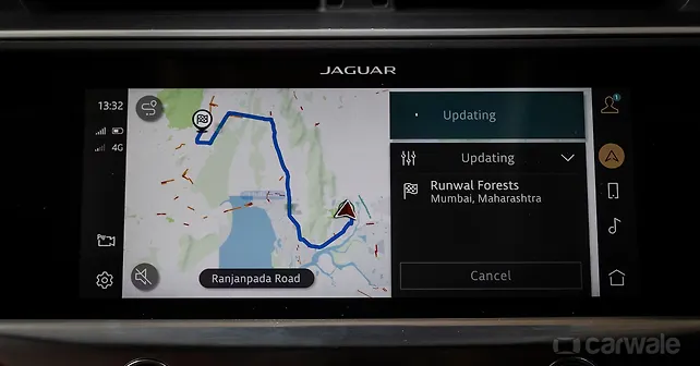 Jaguar I-Pace Infotainment - CarWale