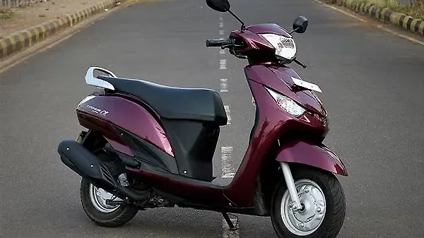 Road Test: Yamaha Alpha - BikeWale