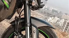 Kawasaki Z800 Wheels-Tyres Image - BikeWale