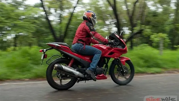 2014 Hero Karizma R - BikeWale