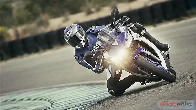 Yamaha YZF-R3 First Look Review - BikeWale