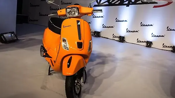 Vespa S Front Image - BikeWale