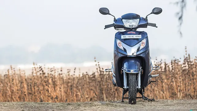 Suzuki Access 125 vs Honda Activa 125: Comparison Test - BikeWale