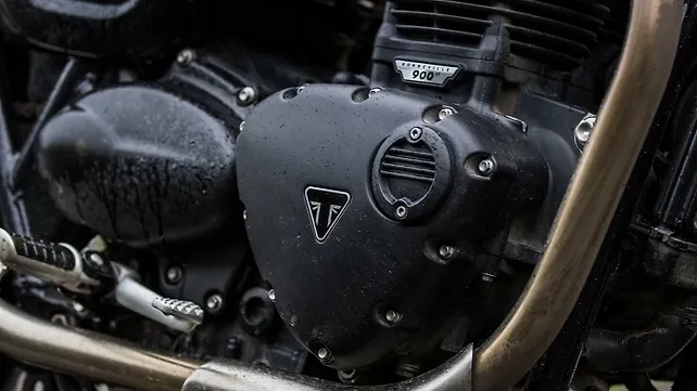 Triumph Street Twin First Ride Review - BikeWale