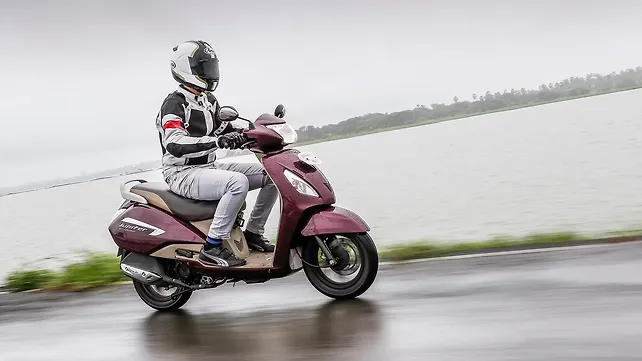 TVS Jupiter MillionR vs Honda Aviator: Comparison Review - BikeWale