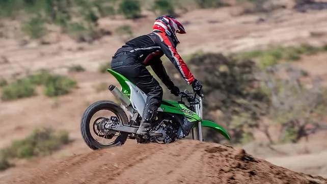Kawasaki KX100 First Ride Review - BikeWale