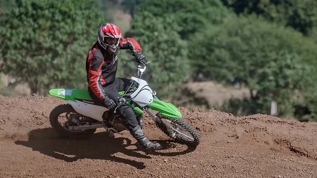 Kawasaki KX100 First Ride Review - BikeWale