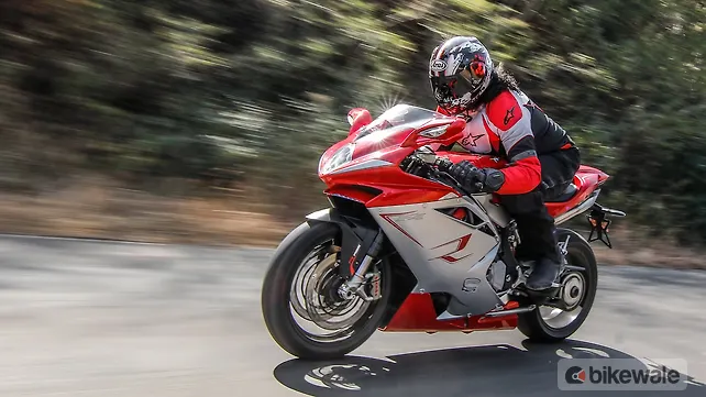 MV Agusta F4R First Ride Review - BikeWale