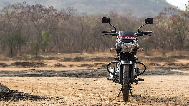 Bajaj V12 First Ride Review - BikeWale