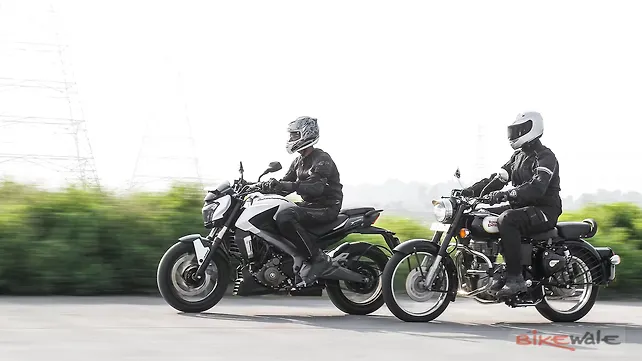 Bajaj Dominar 400 vs Royal Enfield Classic 350: Comparison Test - BikeWale