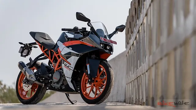 2017 KTM RC390 Track Ride Review - BikeWale