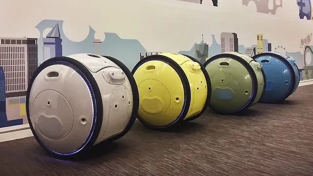 Piaggio unveils Gita autonomous two-wheeler - BikeWale