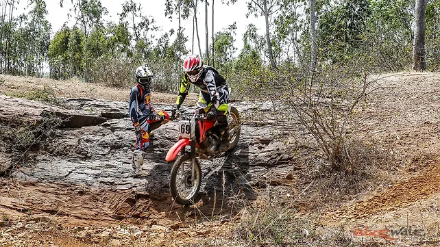 5 things I learned at Big Rock MotoPark that changed my riding - BikeWale