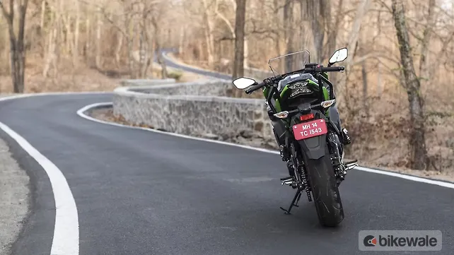 2017 Kawasaki Ninja 650 First Ride Review - BikeWale