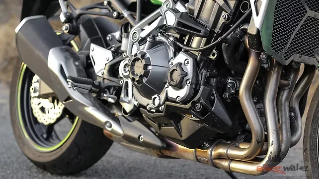 Kawasaki Z900 [2017-2018] Front Three-Quarter Image - BikeWale