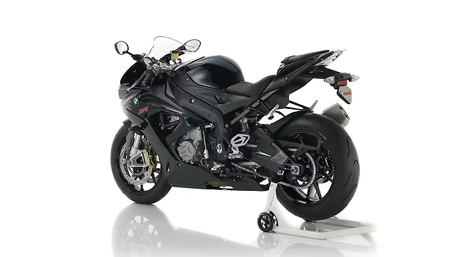 BMW S1000 RR [2017-2018] Side Image - BikeWale