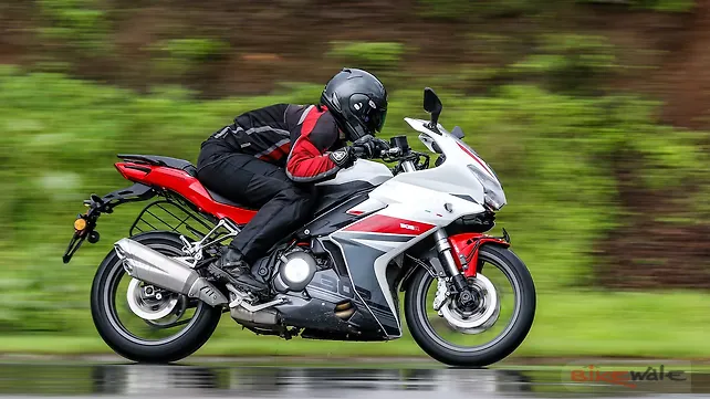 Benelli 302R First Ride Review - BikeWale