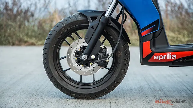 Images of Aprilia SR 125 | Photos of SR 125 - BikeWale