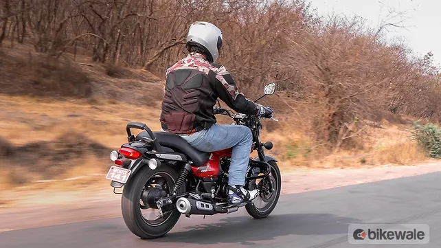 2018 Bajaj Avenger 180 First Ride Review - BikeWale