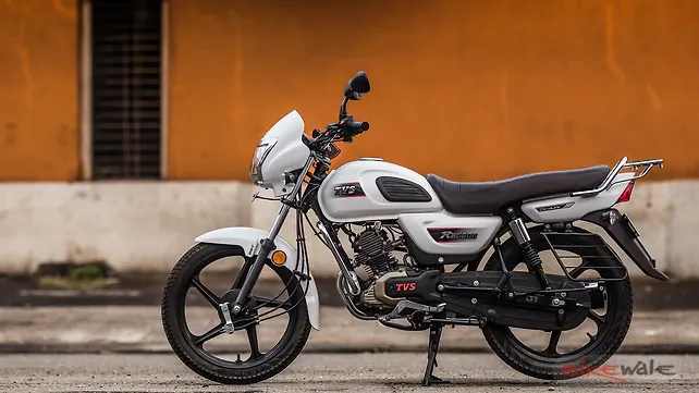 TVS Radeon First Ride Review - BikeWale